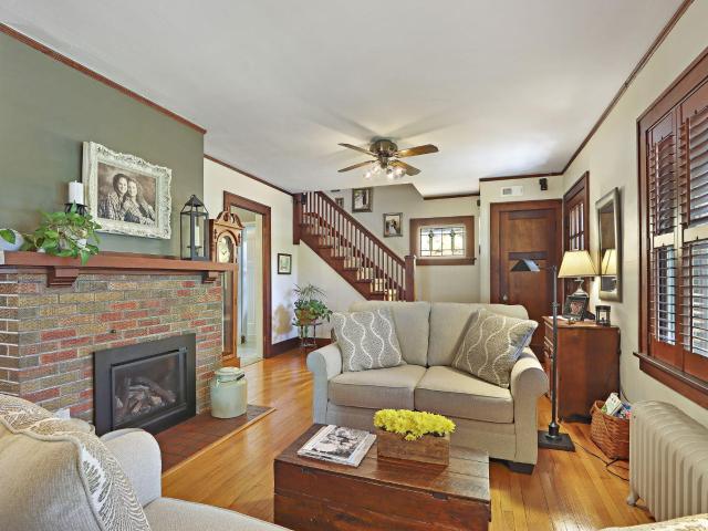 164 W Highland Ave