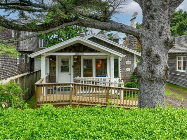164 W Jackson St, Cannon Beach, OR 97110