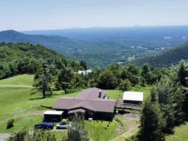 164 Wind Swept Ln, Galax, VA 24333