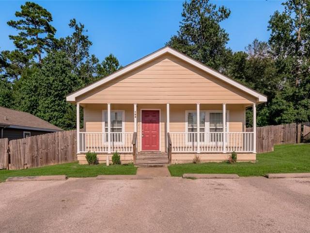 164 Varsity Dr, Huntsville, TX 77340
