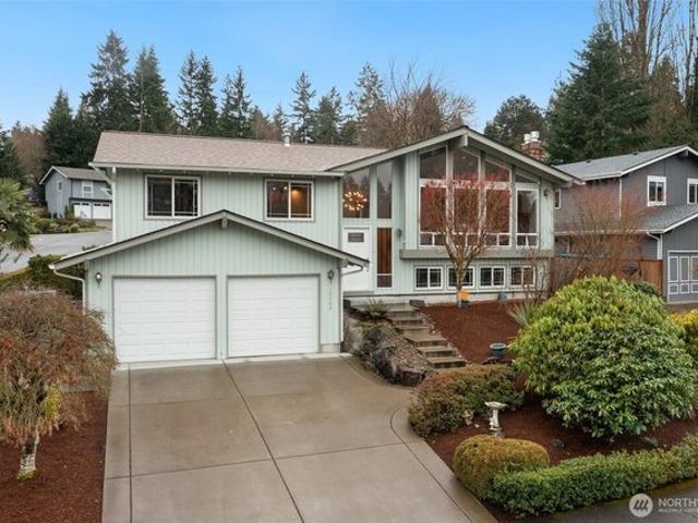 16543 NE 46th St, Redmond, WA 98052