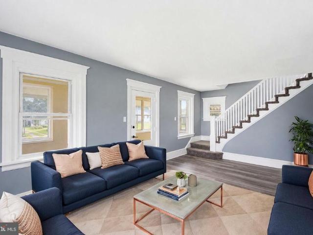 1654 Main