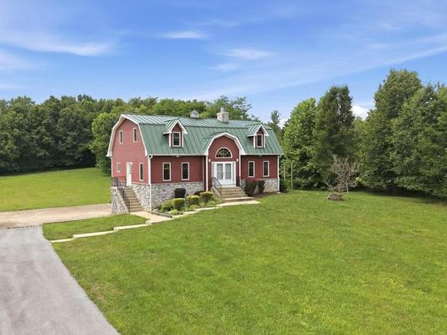 1654 Whitings Neck Rd, Martinsburg, WV 25404