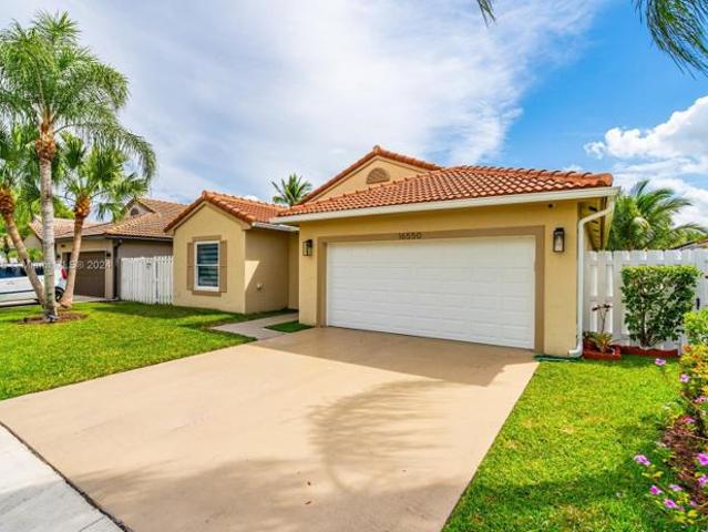 16550 NW 9th St, Pembroke Pines, FL 33028