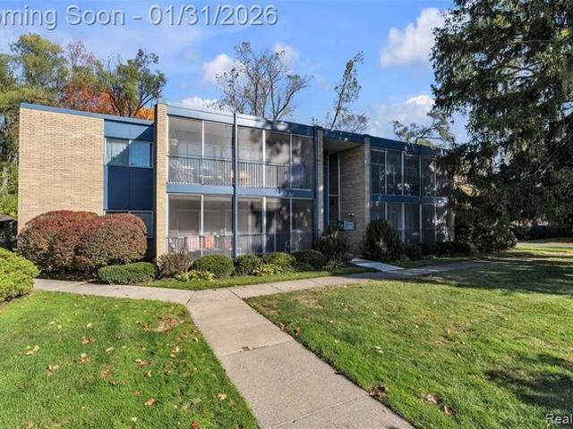 16557 Middlebelt Rd Unit 19, Livonia, MI 48154