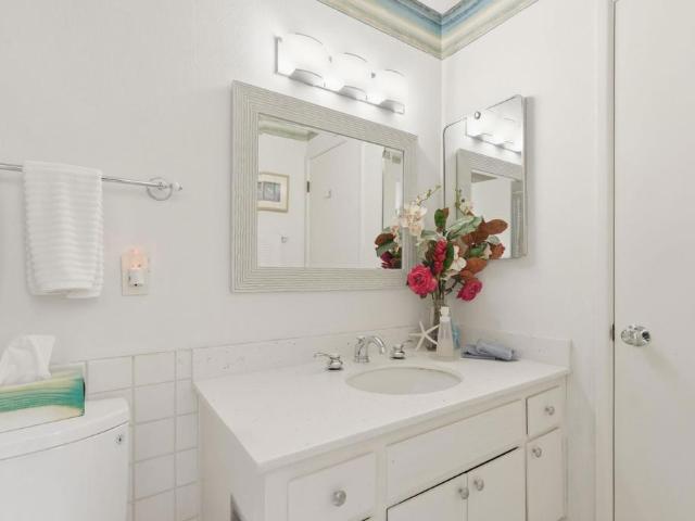 16555 Caminito Vecinos, Unit 39, San Diego, CA 92128 | MLS #PTP2604