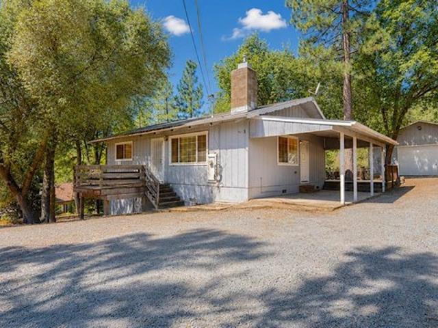 16556 Sallander Dr, Sonora, CA 95370