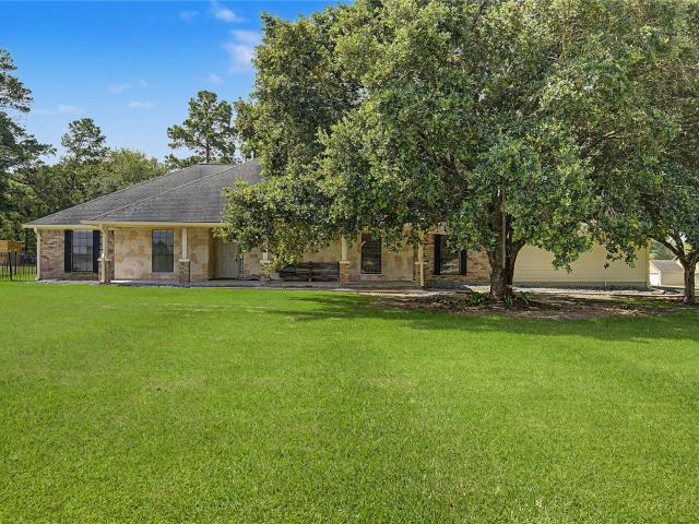 16558 Green Meadow Loop