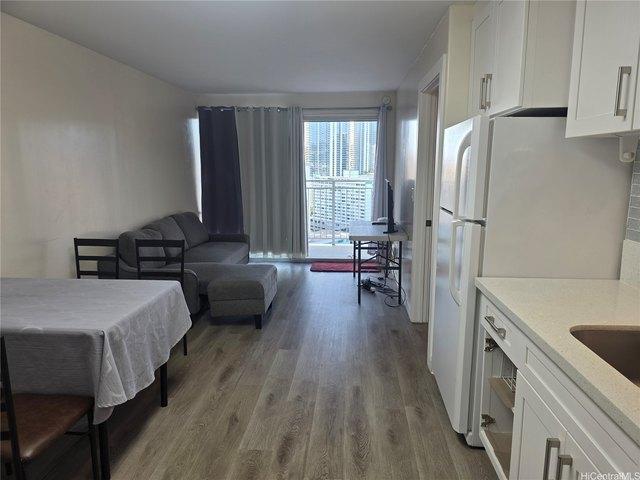 1655 Makaloa St Apt 2204, Honolulu, HI 96814