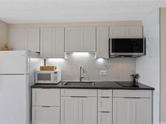 1655 Makaloa St, Unit 1904, Honolulu, HI 96814 | MLS #202606 | Compass