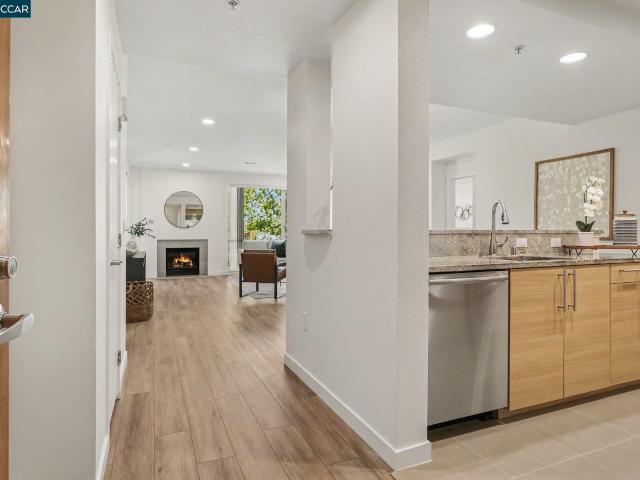 1655 N California 351