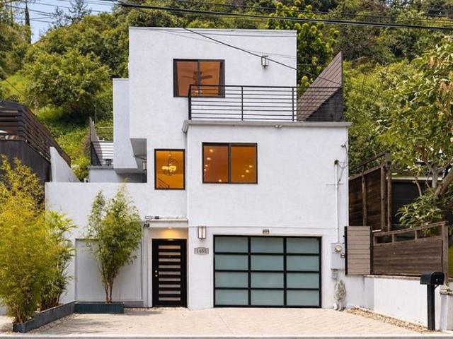 1655 N Beverly Glen Blvd, Los Angeles, CA 90077
