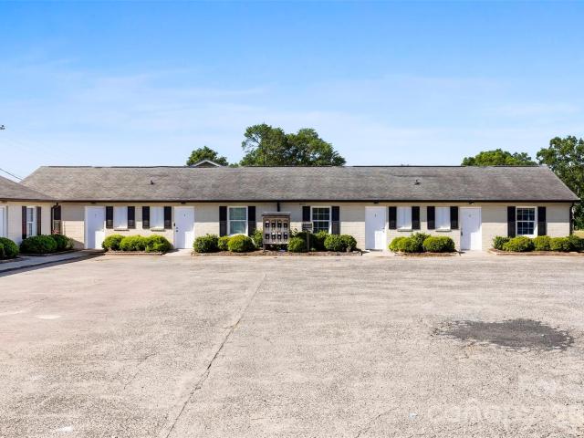 1655 N Webb St, Gastonia, NC 28052 | MLS #4371