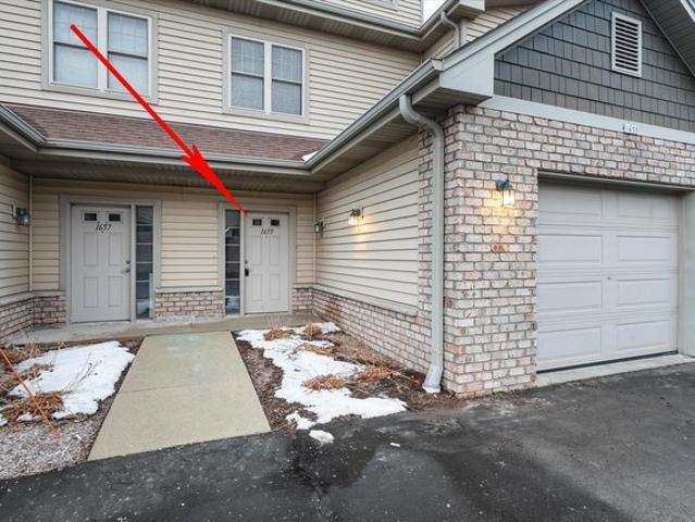 1655 New Port Vista Dr, Port Washington, WI 53024