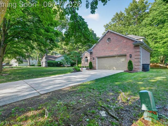 1655 Cardinal Ridge