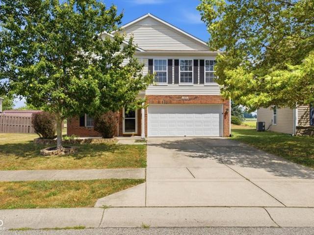 1655 Carriage Cir, Shelbyville, IN 46176