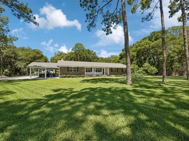 1655 Clinch Dr, Fernandina Beach, FL 32034