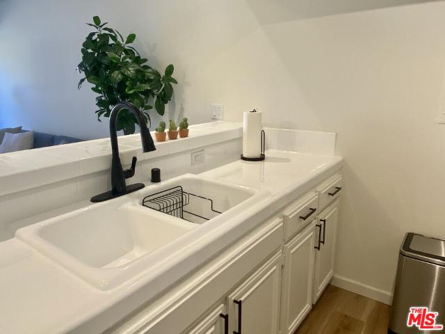 1655 E Palm Canyon Dr, Unit 318, Palm Springs, CA 92264 | MLS #26662