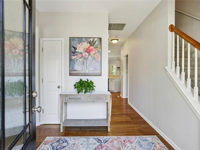 1655 River Oak
