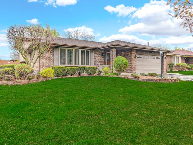 16563 Crescent Ave, Tinley Park, IL 60477 | MLS #12621 | Compass