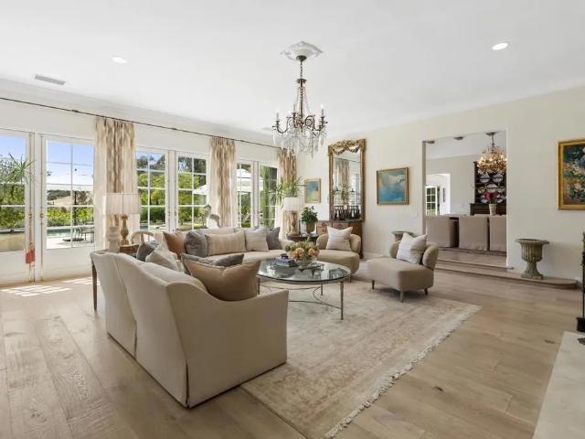 16560 El Camino Real