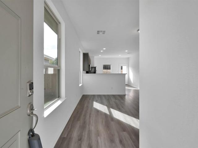 16564 Moss Lane