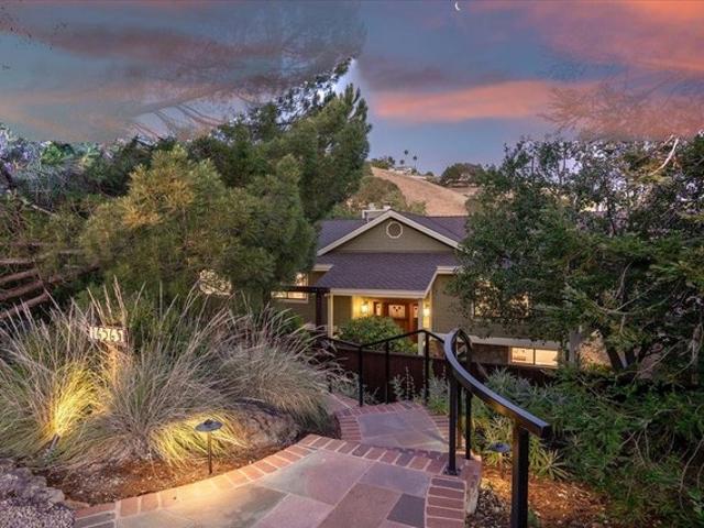 16565 Oak View Cir, Morgan Hill, CA 95037