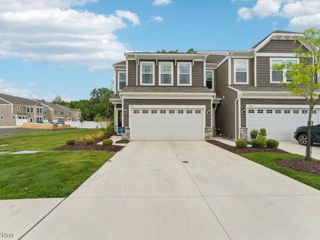 1656 Merlot Ln, Westlake, OH 44145