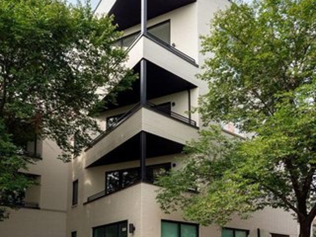 1656 N Bosworth Ave Apt 3S, Chicago, IL 60642