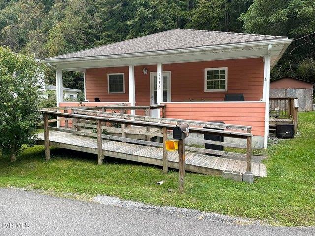1656 Derby Rd, Appalachia, VA 24216