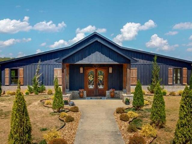 1656 Dibrell Lucky Rd, McMinnville, TN 37110