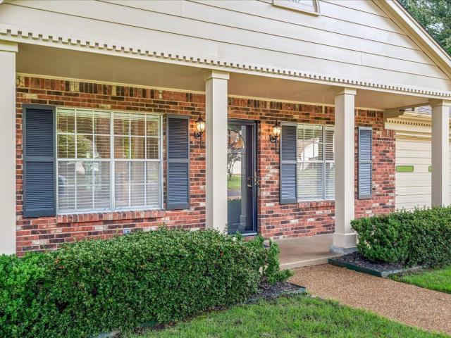 1656 e churchill dwns