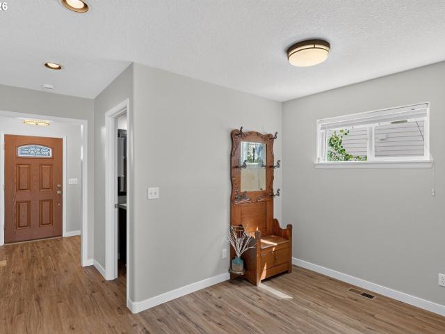 16576 nw oak creek dr