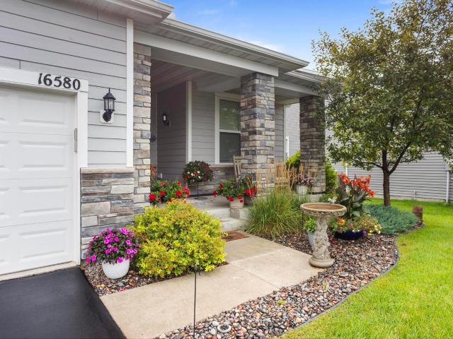 16580 Territorial Trail