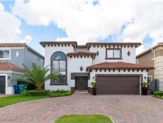 16588 SW 44th St, Kendall, FL 33185