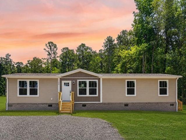 1658 Calamus Pond Rd, Summerville, SC 29486