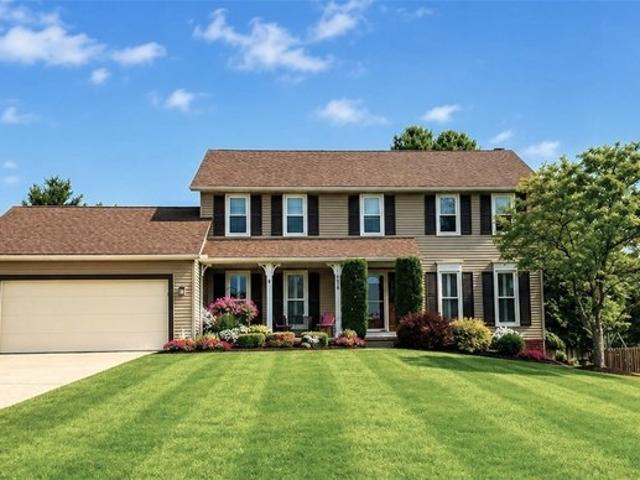 1658 Chestnut Trail Dr, Twinsburg, OH 44087