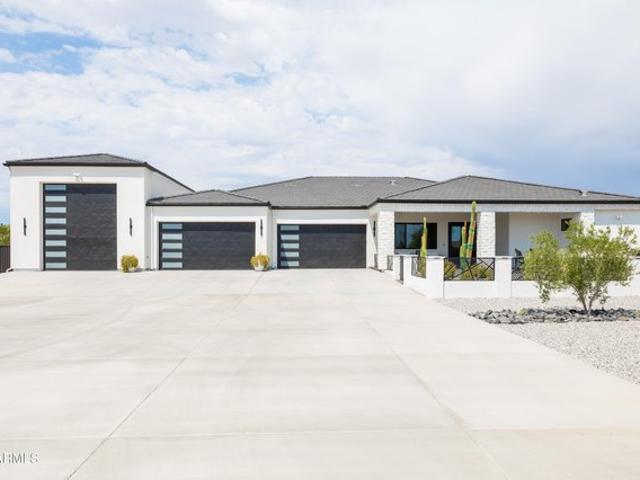 1658 E New River Rd, Phoenix, AZ 85086