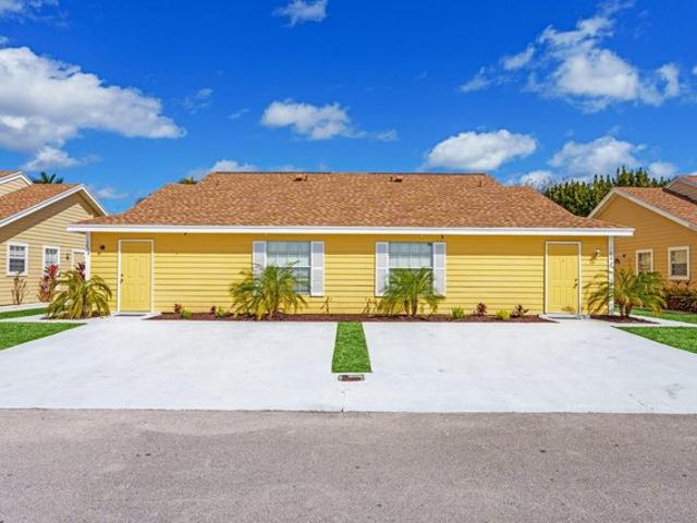 1658 Royal Forest Ct, West Palm Beach, FL 33406