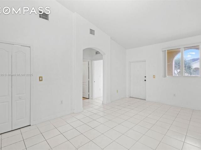 1658 SE 28th Ct 200, Homestead, FL
