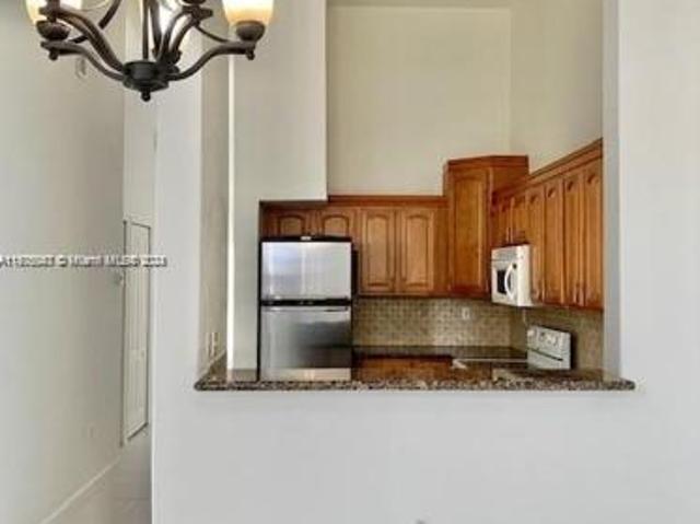 1658 SE 28th Ct #200, Homestead, FL 33035