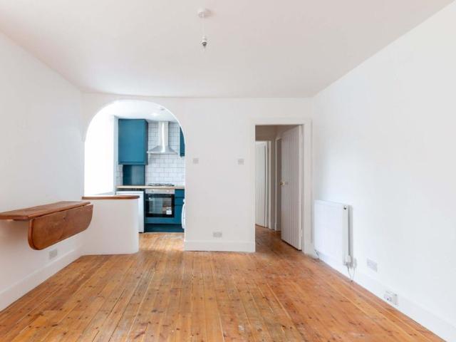 1658L Forrest Hill, Edinburgh, EH1 2QL