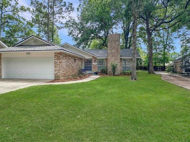 16590 LA Louisiane Ct, Saint George, LA 70817