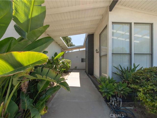 16594 Knollwood Drive