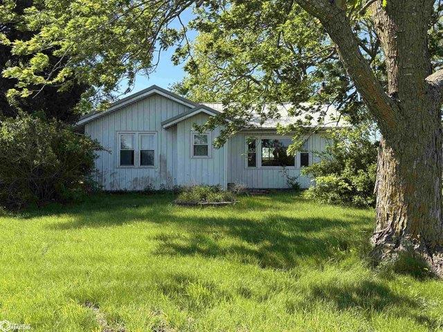 16599 Bull Run Rd, Lancaster, MO 63548