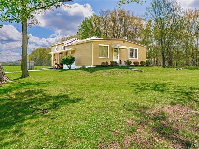 1659 Carmen Rd, Barker, NY 14012