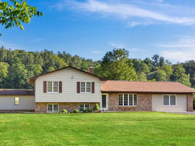 1659 crab run rd