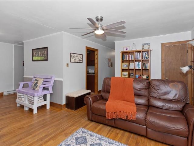 1659 Holly DR