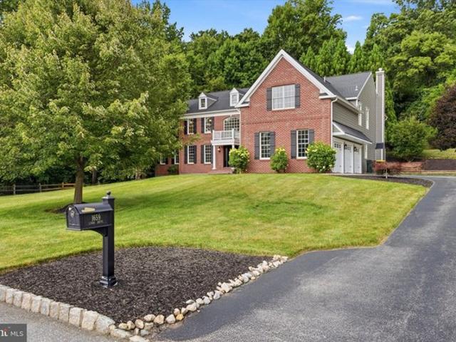 1659 Linda Dr, West Chester, PA 19380