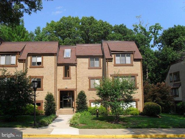 1659 Parkcrest Cir Apt 301, Reston, VA 20190